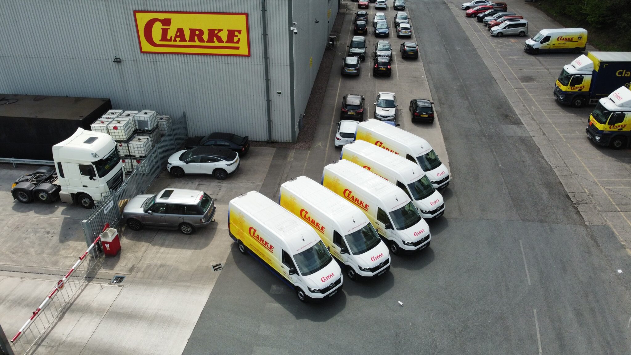 About Us - 5 Reasons To Choose Clarke Transport's Excellence